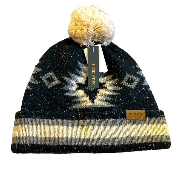Pendleton | Accessories | Pendleton Wool Beanie Pom New Back Gray | Poshmark